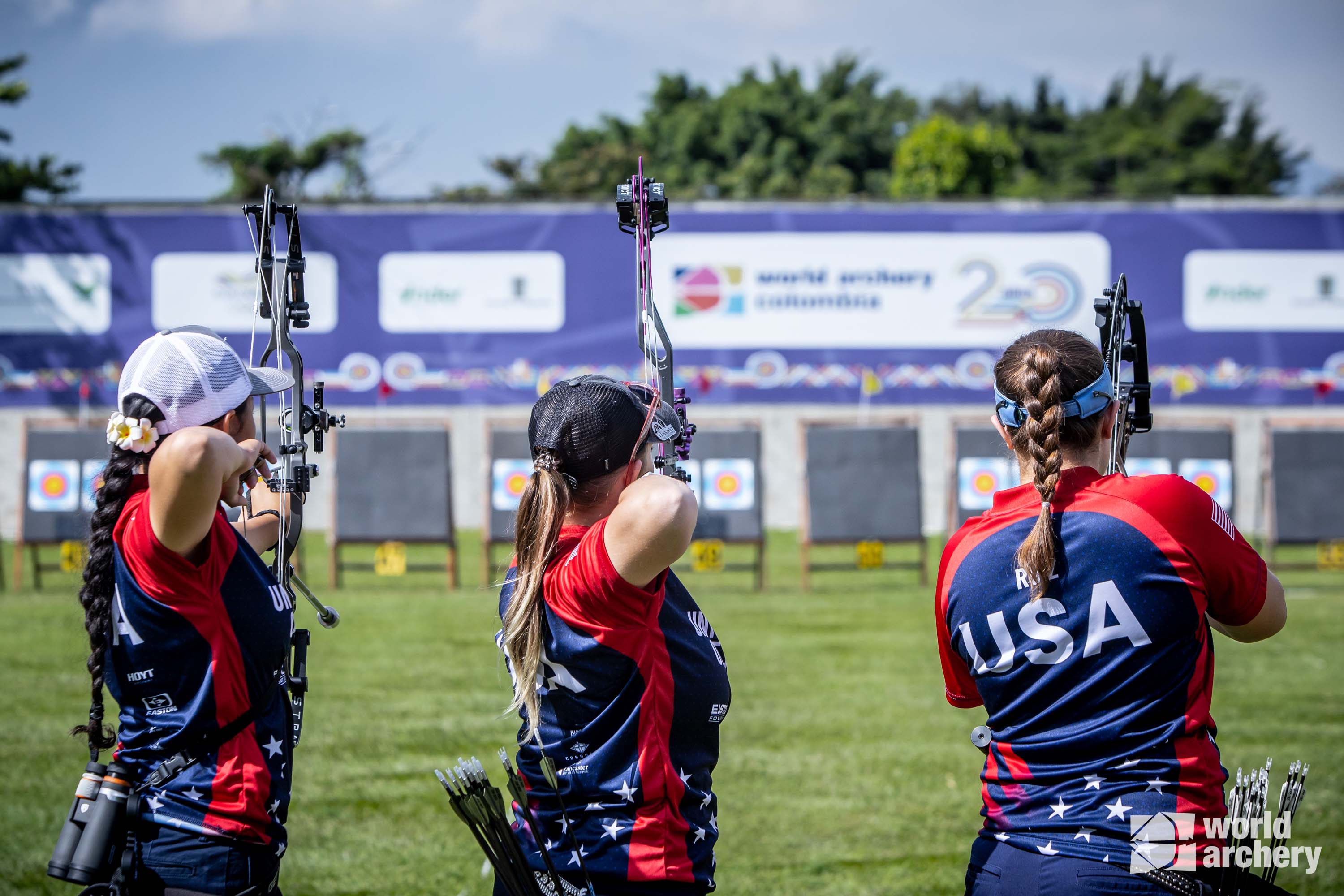 Outstanding display by compound women set them on course for World Cup gold
