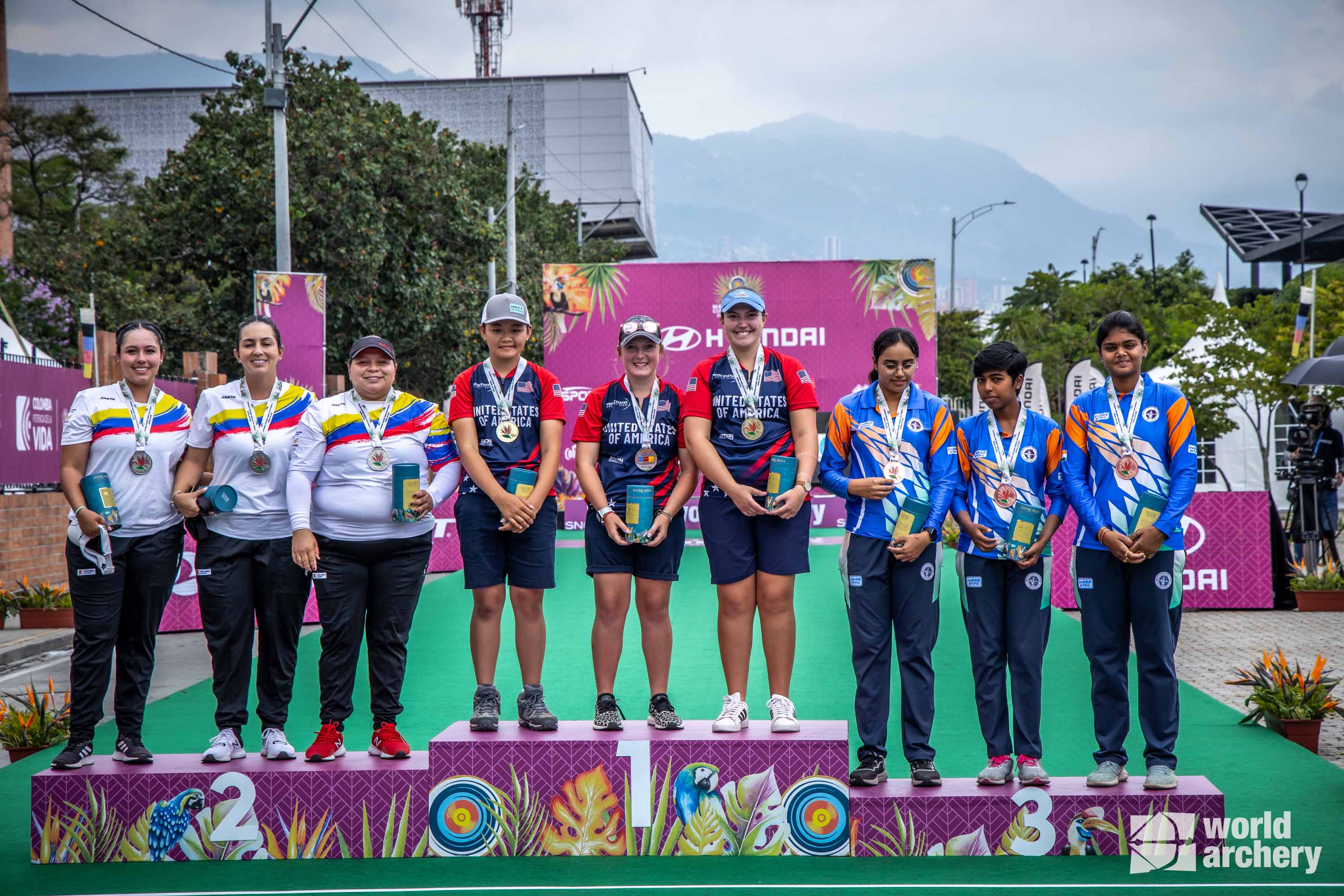 Double gold for debutant Liko Arreola as she makes World Cup history