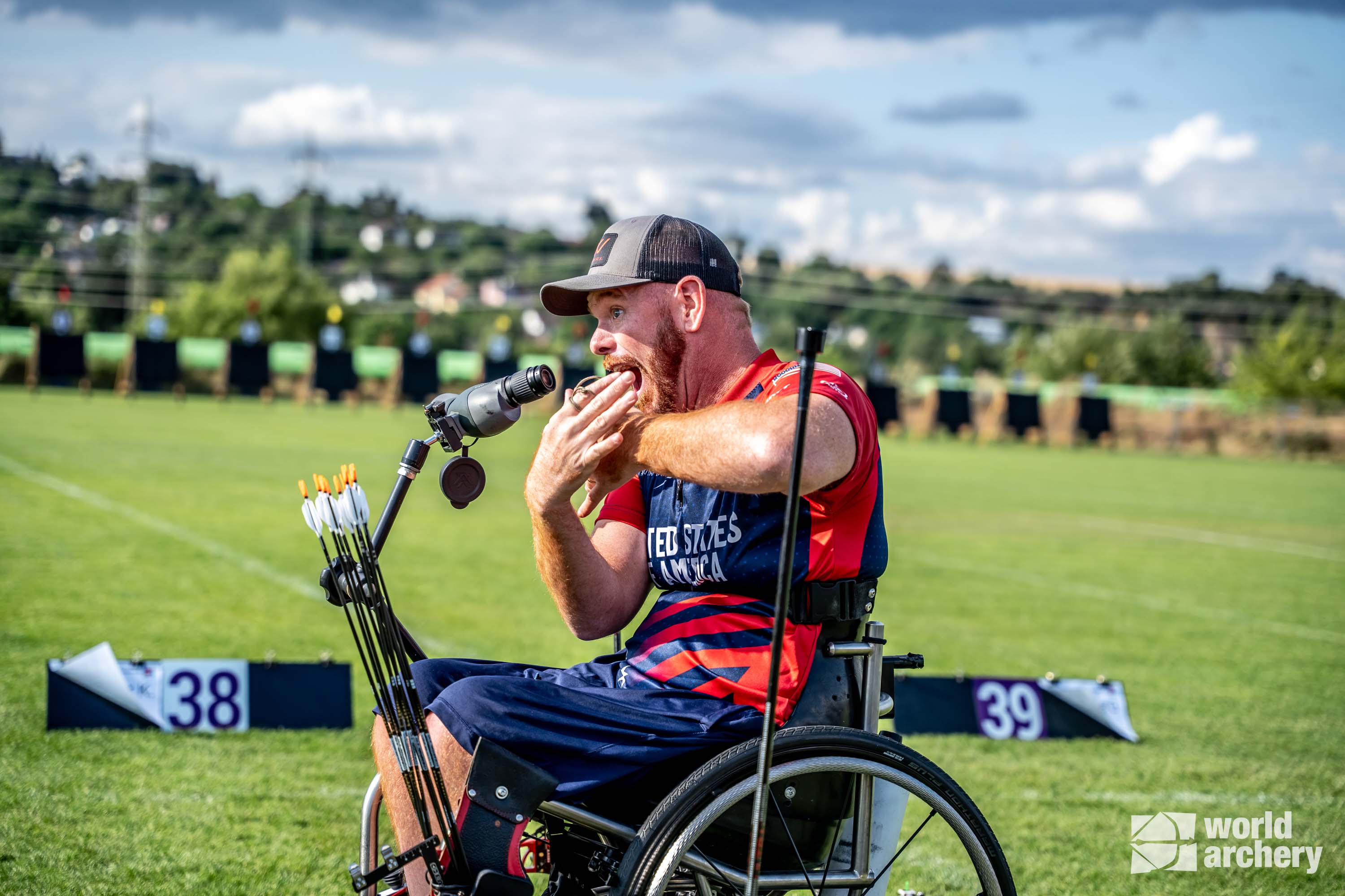 Mather on course to add world title to Paralympic crown after day three ...