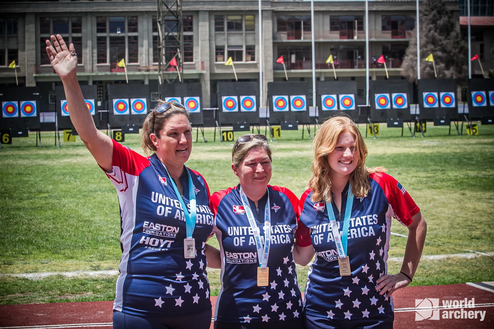 Para Dominates in Doubles and Mixed Teams, Barebow Continues Winning Streak